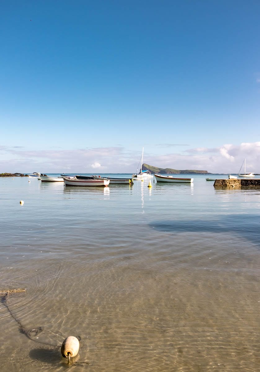 A Mermaid's Guide to Diving in Mauritius. - The Midnight Blue Elephant
