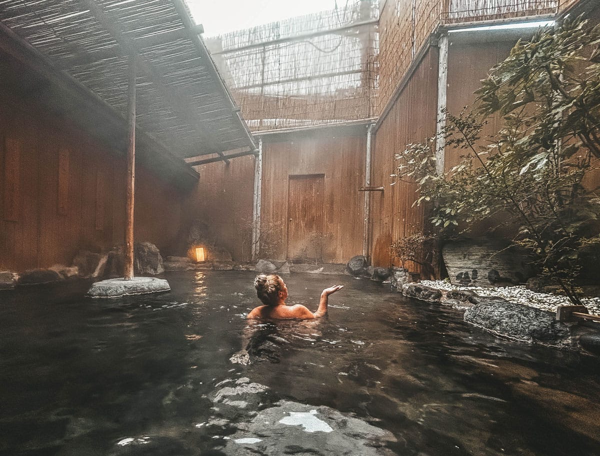 A Trip to Shibu Onsen - Hot Springs & Snow Monkeys. | The Midnight Blue Elephant